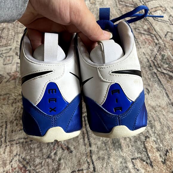 Nike | Shoes | Nike Air Max Wavy Sneakers In Gameroyal Black White ...